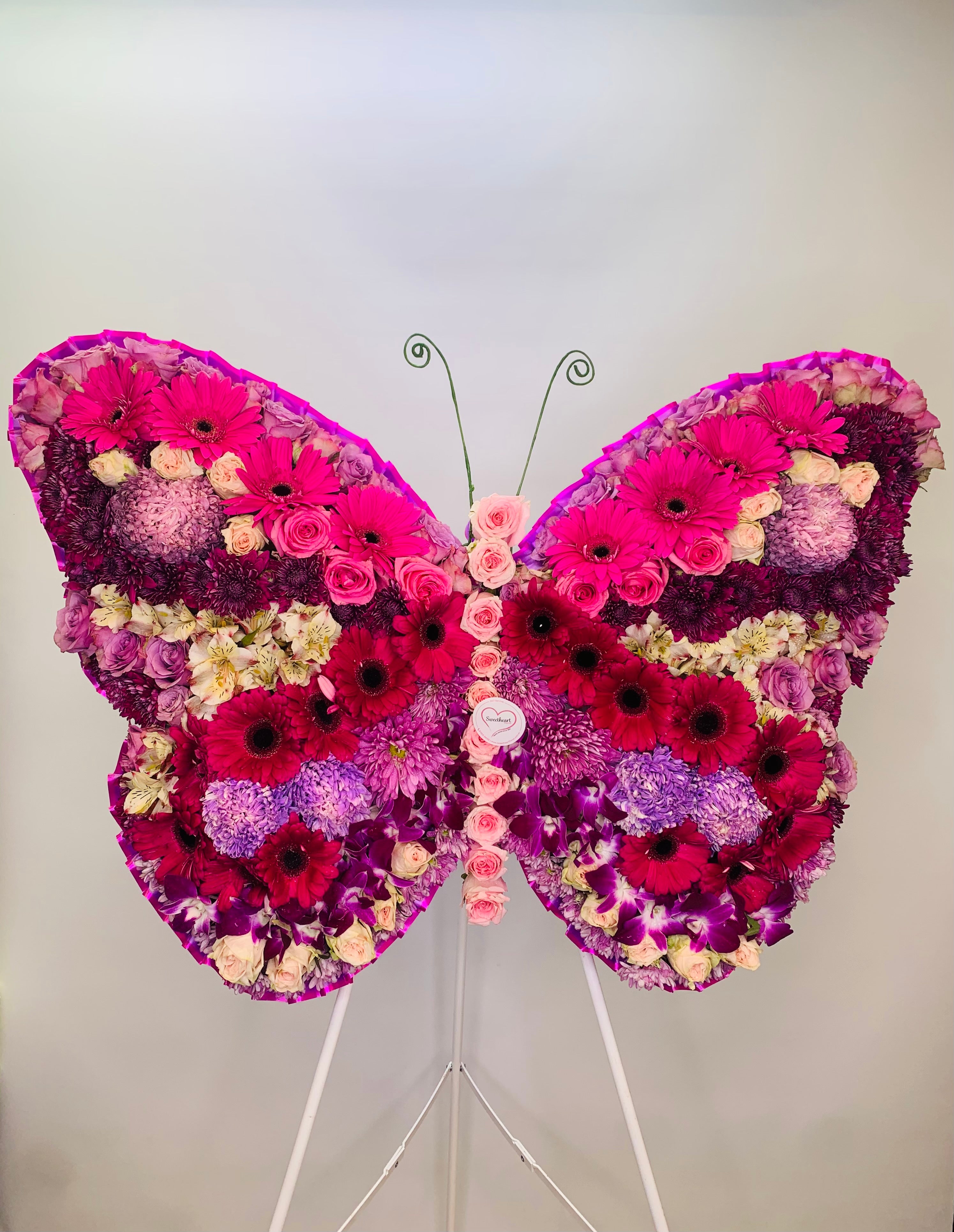 Fresh Flower Butterfly – Sweetheart Florist